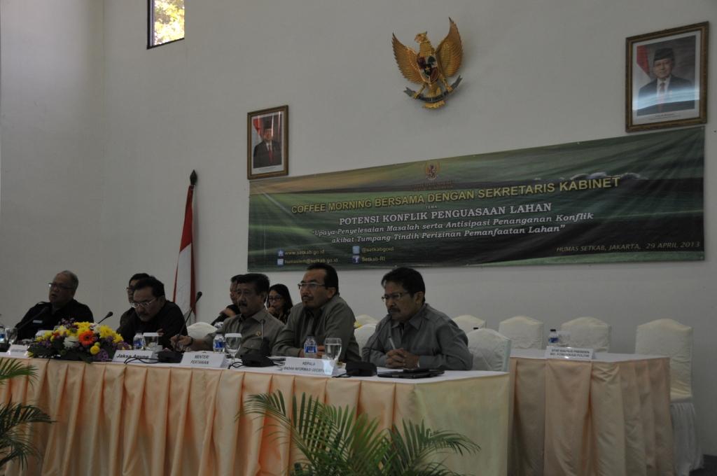 One Map Policy Sebagai Sarana Peredam Konflik Penguasaan Lahan Di Indonesia