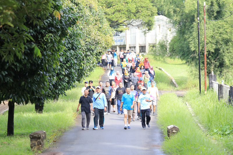 Satukan Gerak Sehat Bersama dengan Fun Walk